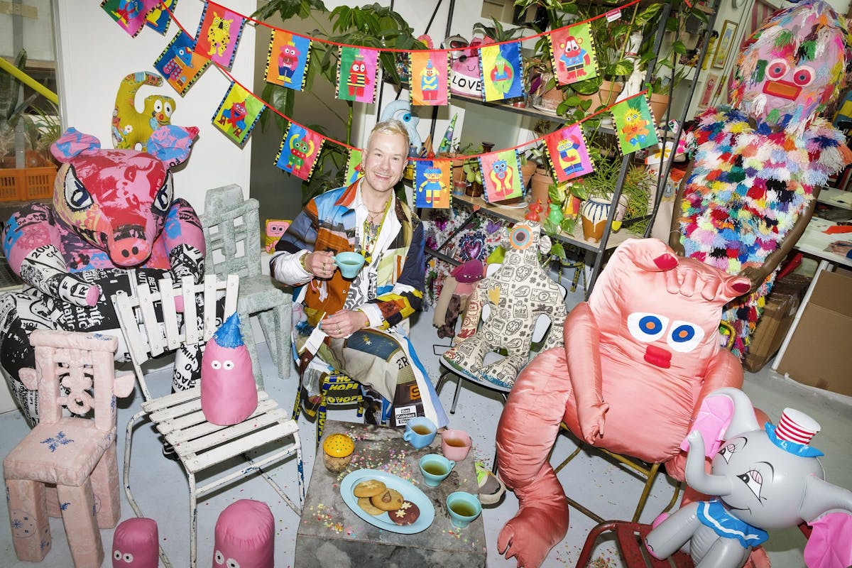 Designer Bas Kosters ontwerpt voor Aidsfonds feestslinger met ...